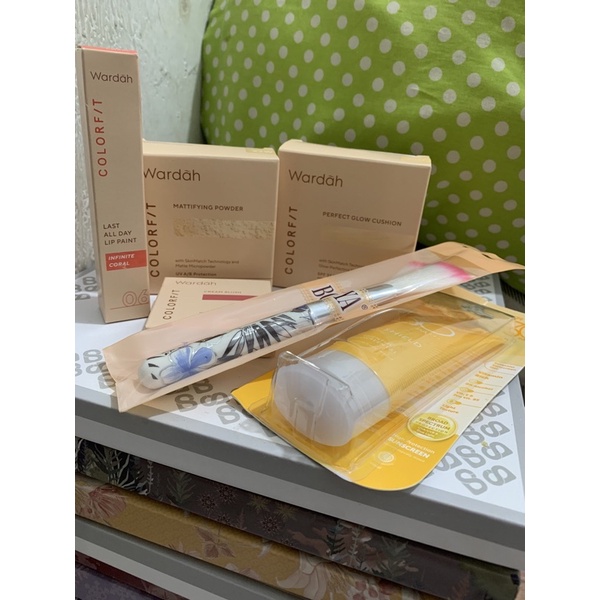 Jual NEW WARDAH MAKE UP SET 5 PCS | Shopee Indonesia