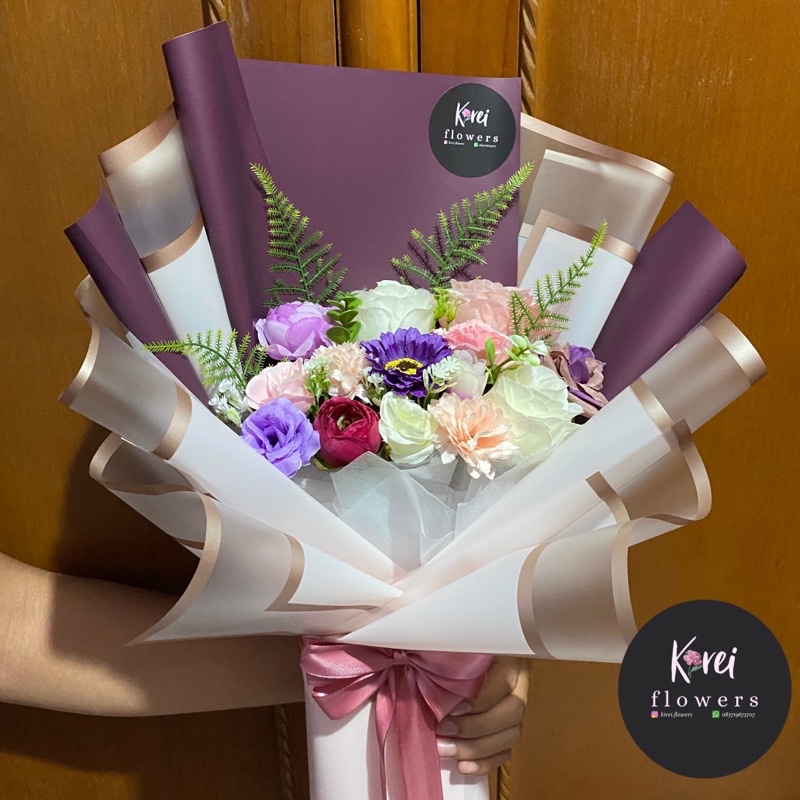 Jual Premium DarkPurple Buket Bunga Artificial Mix/Buket Ready Stock ...