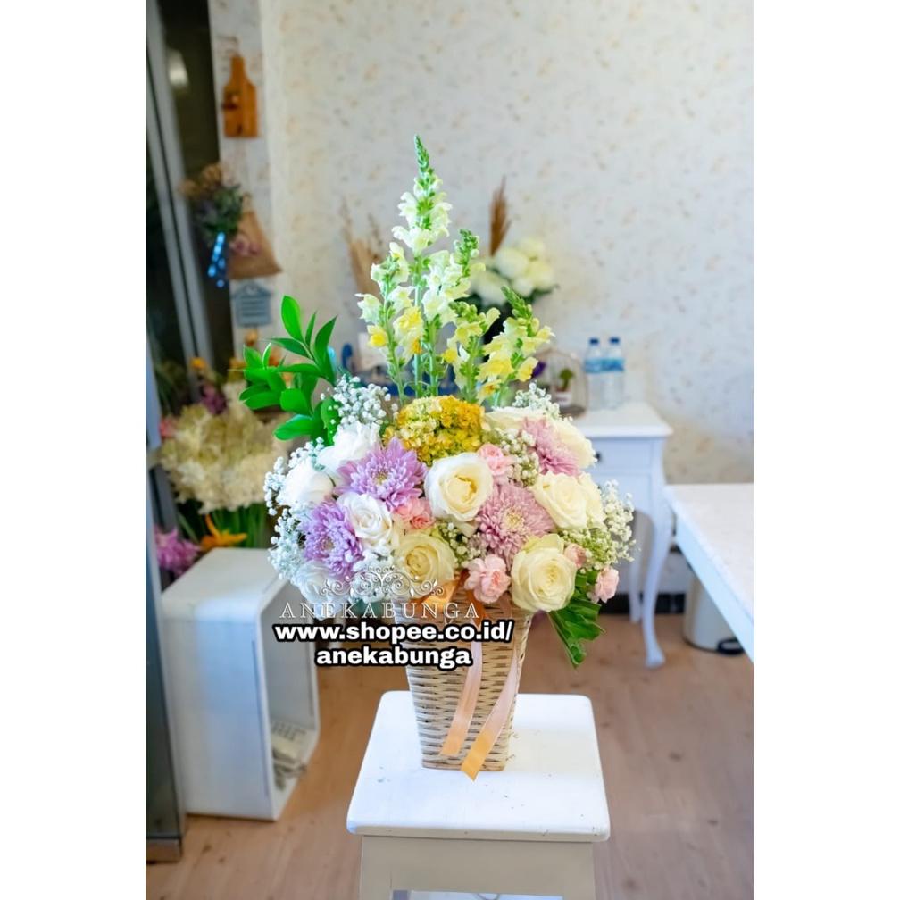 Jual Rangkaian Bunga Meja Hias Asli Pot Rotan Vas Rattan Vase Hiasan Soft Grand Store Opening ...