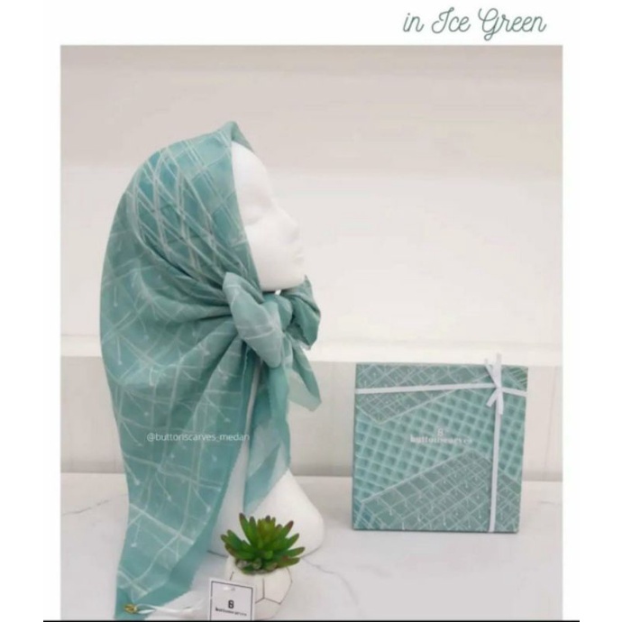 Jual Louvre extended by buttonscarves ice green tosca | Shopee Indonesia