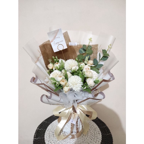 Jual BUCKET UANG-BUCKET MAKANAN, KADO wisuda, ultah | Shopee Indonesia