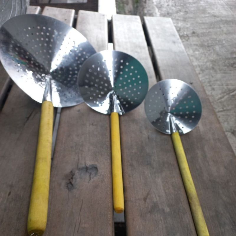 Jual SEROK BOLONG/SEROG GORENGAN /SEROK BUAT MIE GAGANG KAYU ALUMINIUM ...