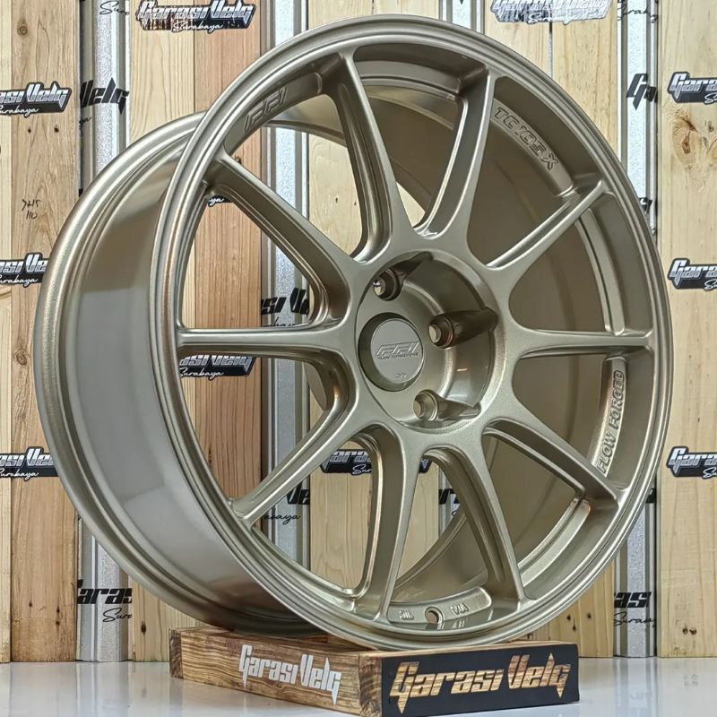 Jual VELG MOBIL RING 18 FF1 TC105X UTK INNOVA REBORN, VENTURER FLOW FORMING | Shopee Indonesia