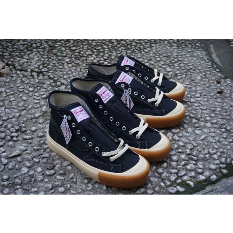 Jual Sepatu Compass Gazelle Low/High Black Gum (100% Original) | Shopee ...
