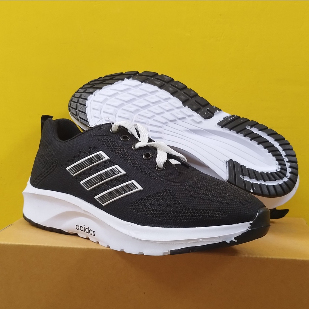 Jual Adidas Sepatu Olahraga Sepatu Lari Sepatu Running Pria Wanita ...