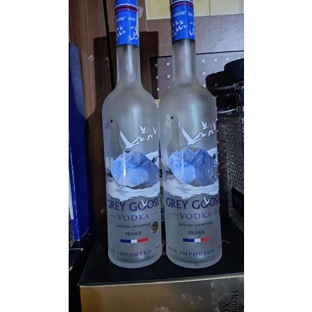 Jual Botol bekas miras import Grey Goose Vodka / hiasan rumah / hiasan ...