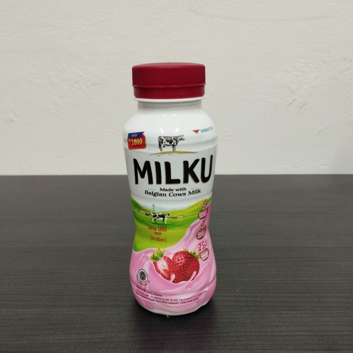 Jual Milku UHT rasa Stroberi - BOTOL | Shopee Indonesia