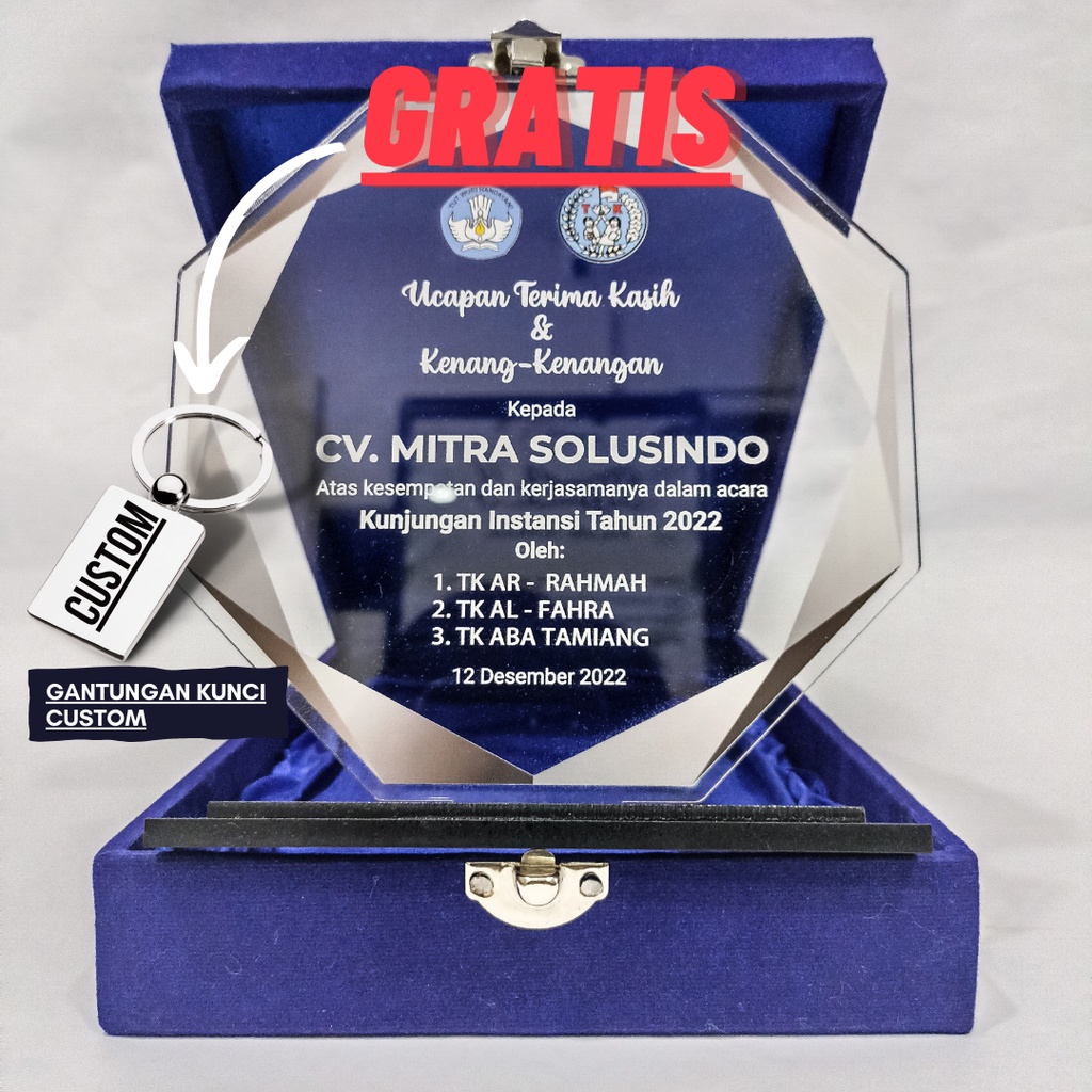 Jual Plakat Akrilik Custom ( S )15cm x 13cm ,Tebal 3mm | Shopee Indonesia