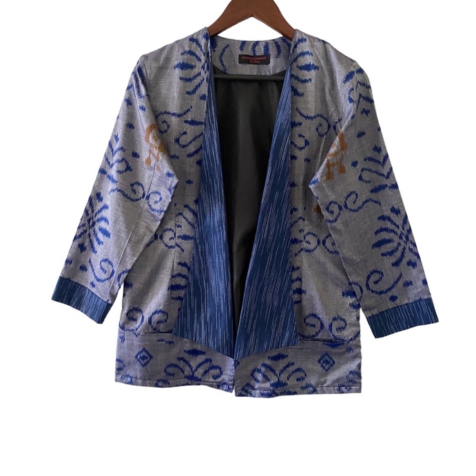 Jual Blazer tenun endek Bali wanita | Shopee Indonesia