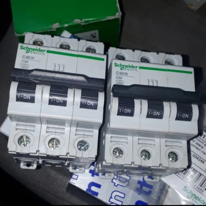Jual MCB Schneider C60N 3P 6A,10A,16A,20A,25A,32A,40A,50A,63A 3 phase 6kA - 6A | Shopee Indonesia