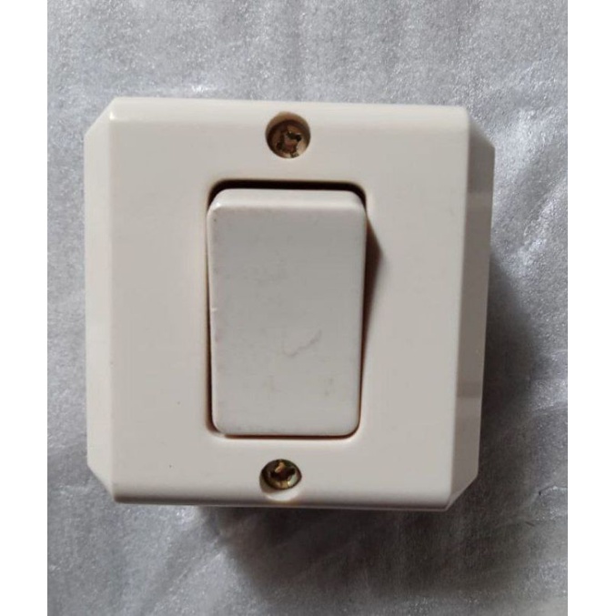 Jual saklar single outbow tempel dinding broco | Shopee Indonesia