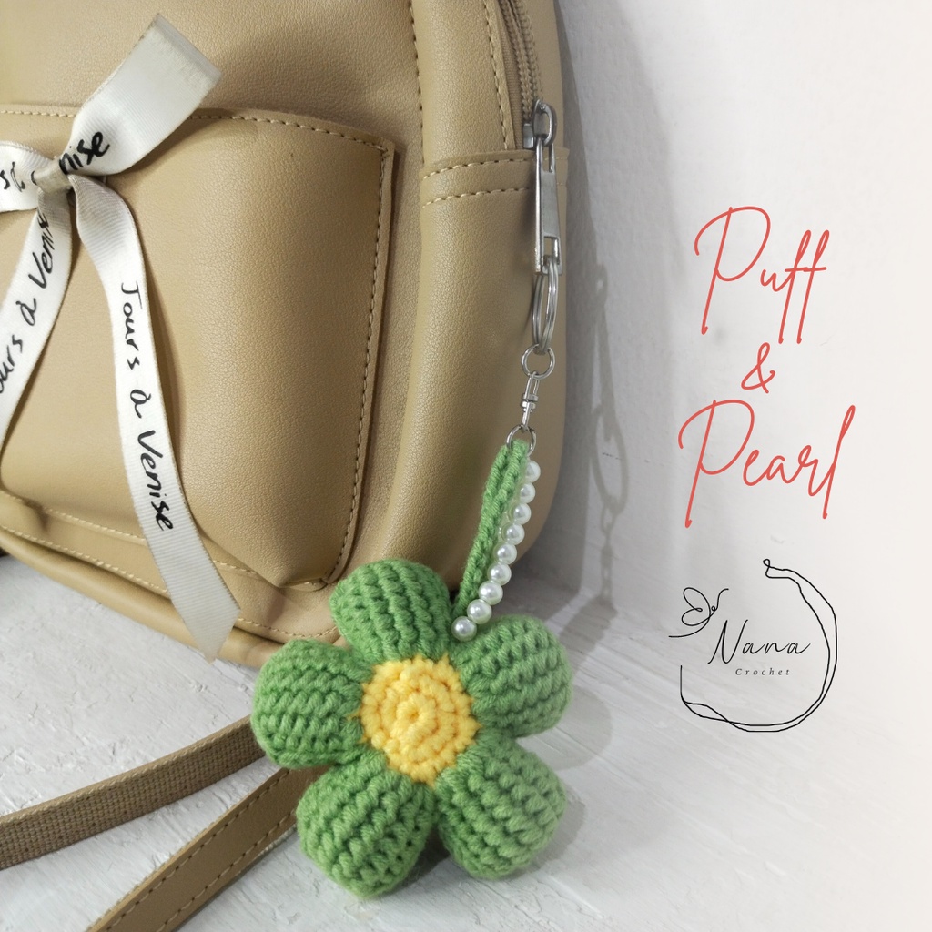 Jual Keychain Puff & Pearl | Gantungan Kunci Bunga Rajut Amigurumi ...