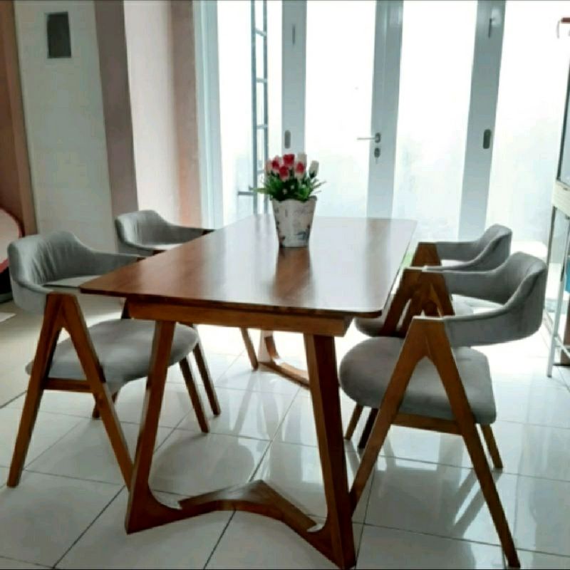 Jual MEJA MAKAN JATI SET 4 KURSI A MINIMALIS MODERN KEKINIAN | Shopee Indonesia