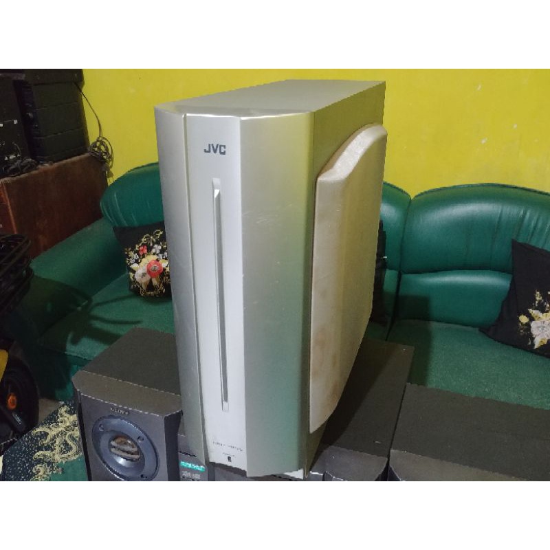 Jual Subwoofer Aktif JVC SP-PWC20 Mulus terawat | Shopee Indonesia