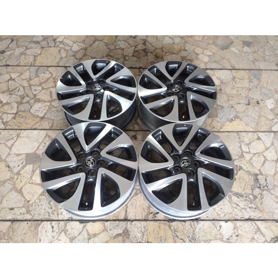 Jual Velg Mobil Bekas Original sienta Ring 16 Pcd 5x100 G/p Buat Altis Xenia 2022 Corona ...