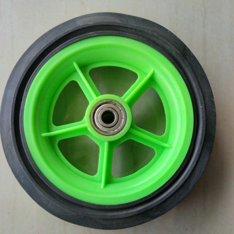 Jual ban belakang sepeda anak roda tiga model pakai Bering bearing ...