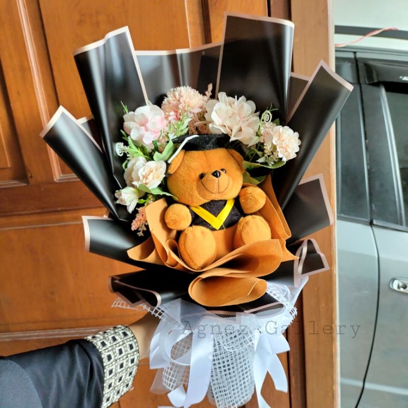 Jual Bucket Bunga Wisuda / Bouquet Boneka / Kado Pernikahan / Hampers ...