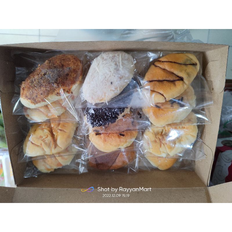 Jual Roti Unyil isi 12 pcs | Shopee Indonesia