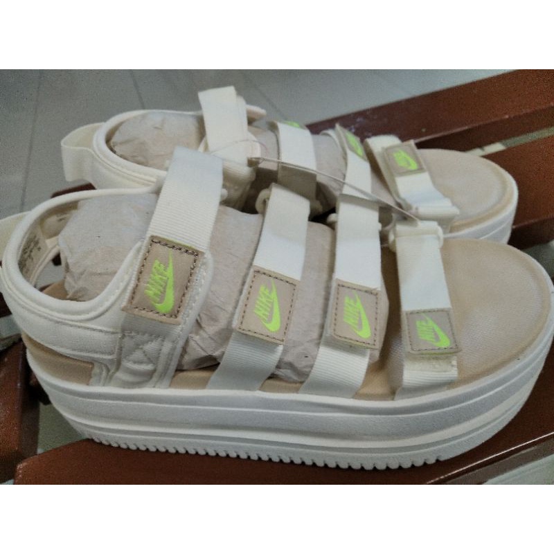 Jual nike sandal icon classic women / sandal nike icon classic womens ...