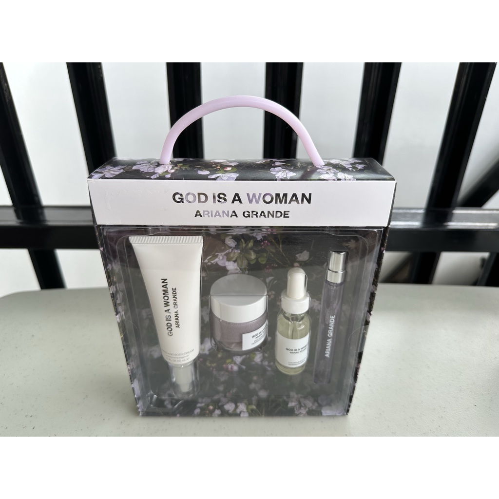 Jual Ariana Grande God Is A Woman Starter Kit | Shopee Indonesia
