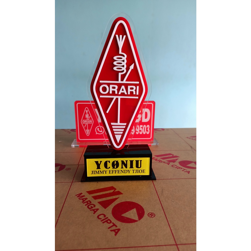 Jual LOGO ORARI ACRILIKTIMBUL DENGAN TAMBAHAN CALLLSIGN PADA DUDUKANYA ...
