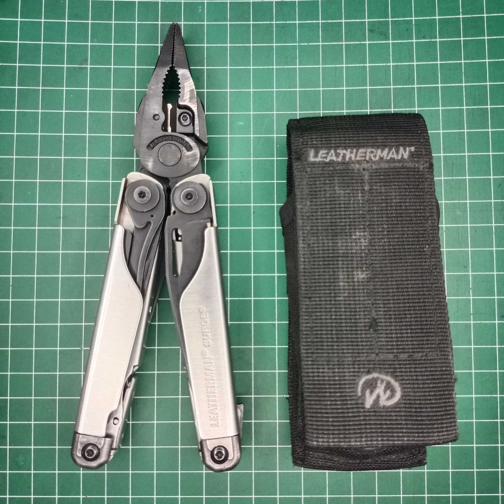 Jual Leatherman Surge Black & Silver multitool Limited Edition | Shopee ...