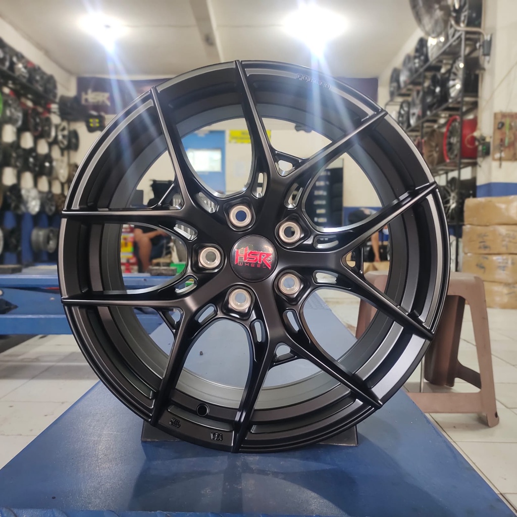 Jual velg mobil racing sport ring 17 hsr wurzburg velg ertiga velg innova velg xpander | Shopee ...