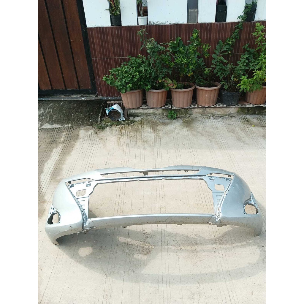 Jual bumper bamper bemper depan toyota yaris 2018 (original) | Shopee ...