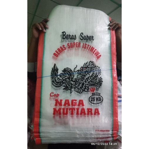 Jual Karung beras 25 kg transparan cap Naga Mutiara isi 50 lembar ...