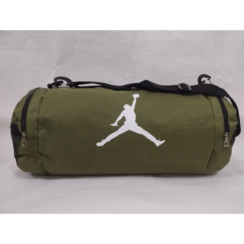 Jual Tas Duffle Futsal / Fitness / GYM Slempang model Guling Hijau TNI ...