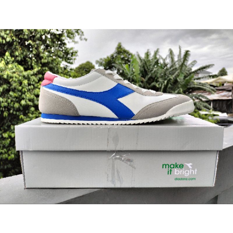 Jual Sepatu Diadora Original Sale (Sepatu Diadora Laki Laki Original ...