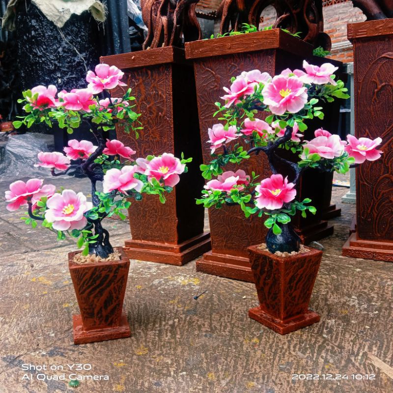 Jual TANAMAN ARTIFICIAL DEKORASI TINGGI 40CM // BUNGA HIAS PAJANGAN ...