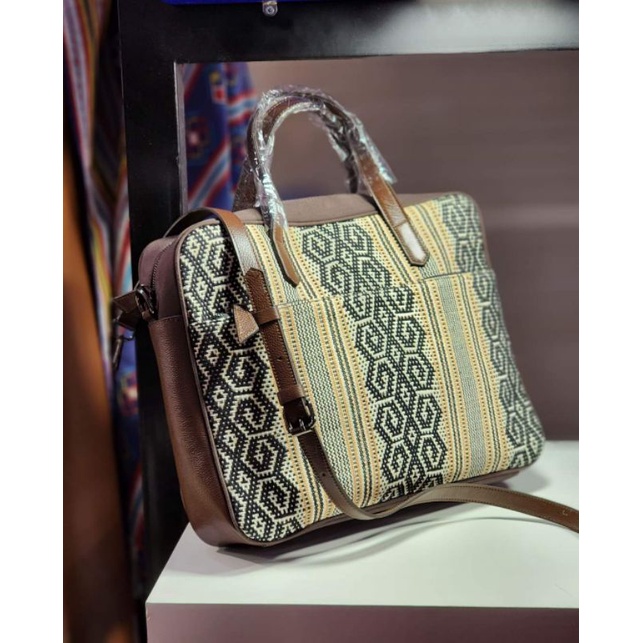 Jual TAS LAPTOP HANDBAG ETNIK TENUN BOTI NTT KULIT ASLI LPH-1 | Shopee ...