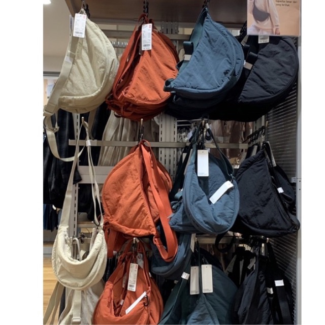 Jual JASTIP TAS UNIQLO 100% BAHU MINI ROUND | Shopee Indonesia