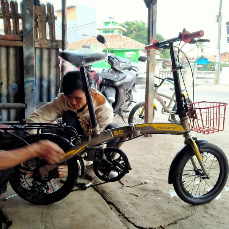 Jual SEPEDA LIPAT BEKAS SUDAH RESTORASI UKURAN 16 DEWASA | Shopee Indonesia