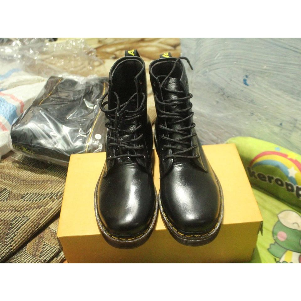 Jual Sepatu Doc Martens 8 Hole Kulit Asli Sapi | Shopee Indonesia