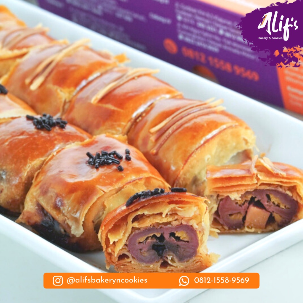 Jual Bolen Pisang | Roti Kue Cake Makanan Cemilan Jajanan Oleh Oleh ...