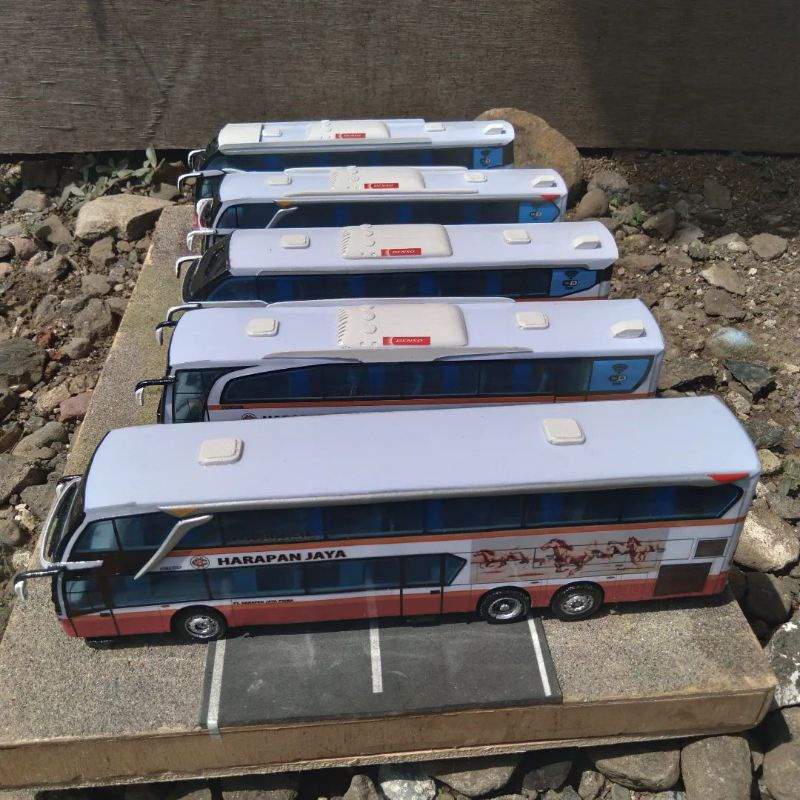 Jual MINIATUR BUS INDONESIA BISA RIQUEST MINIATUR SEGALA BUS INDONESIA ...