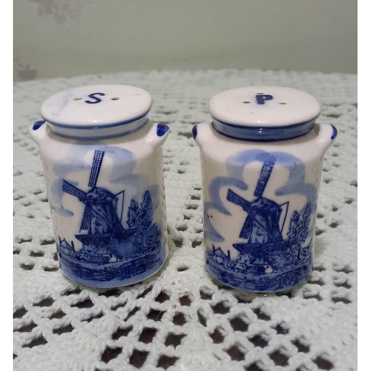 Jual HIASAN PAJANGAN SOUVENIR KERAMIK BELANDA - SALT & PEPPER (TEMPAT ...