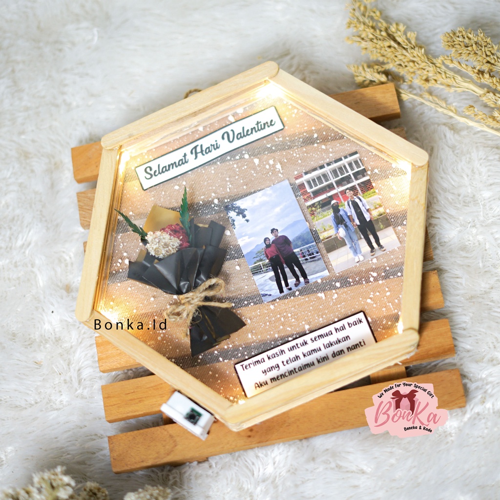 Jual Kado Spesial Hadiah Valentine Frame Hexagon Murah FRAME Stik Es ...