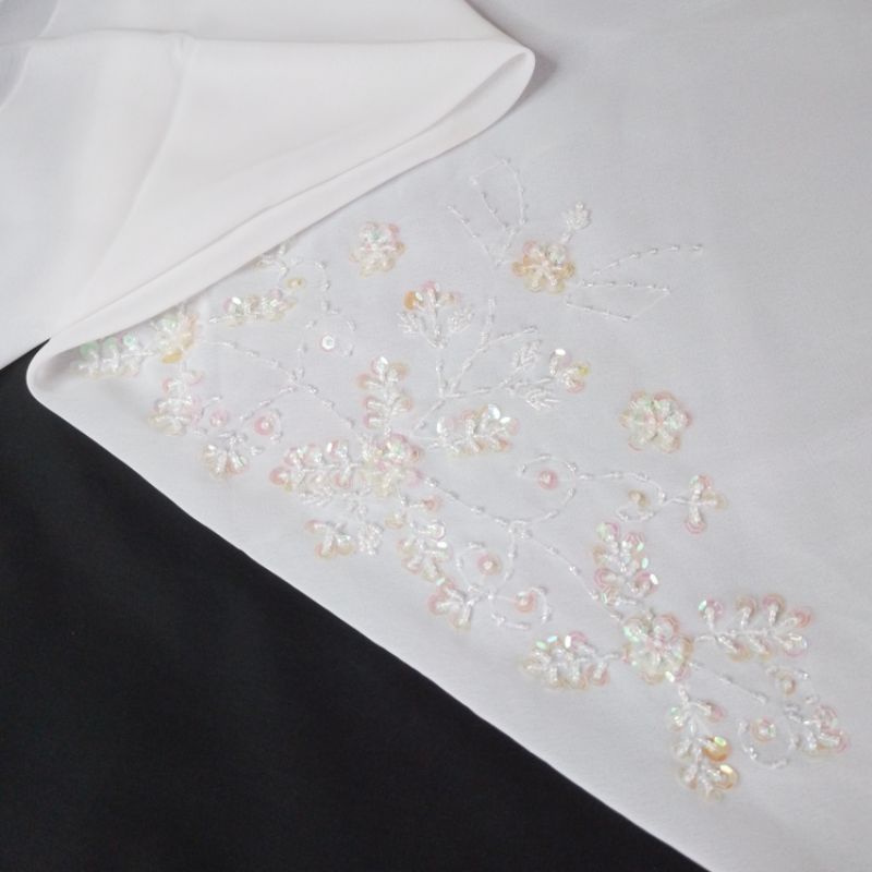 Jual Preloved hijab putih manik manik untuk wisuda lamaran pengantin ...