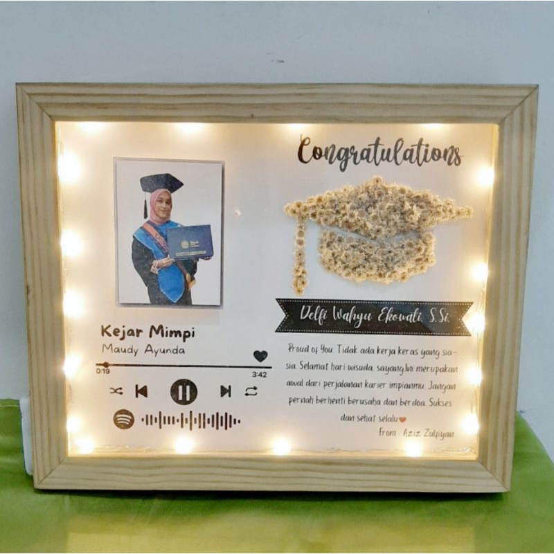 Jual Frame Wisuda Bunga Edelweiss - Frame Edelweiss - Frame Bunga ...