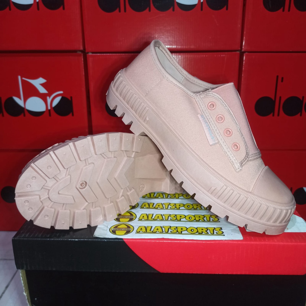 Jual Airwalk Sara Sepatu Sneaker Wanita ORIGINAL | Shopee Indonesia