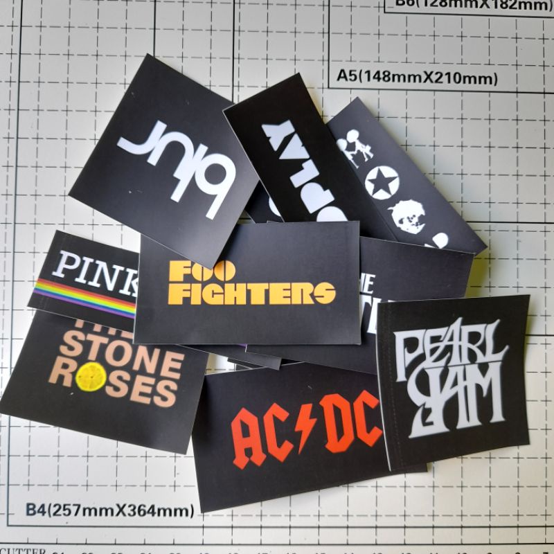 Jual stiker band rock / stiker pack isi 13pcs / stiker helm / stiker ...
