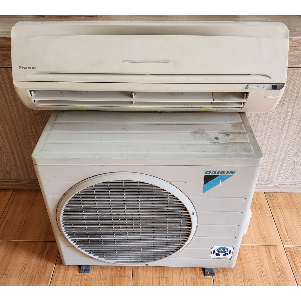 Jual UNIT MESIN INDOOR OUTDOOR PENDINGIN RUANGAN AC SPLIT DAIKIN 1 1/2 ...