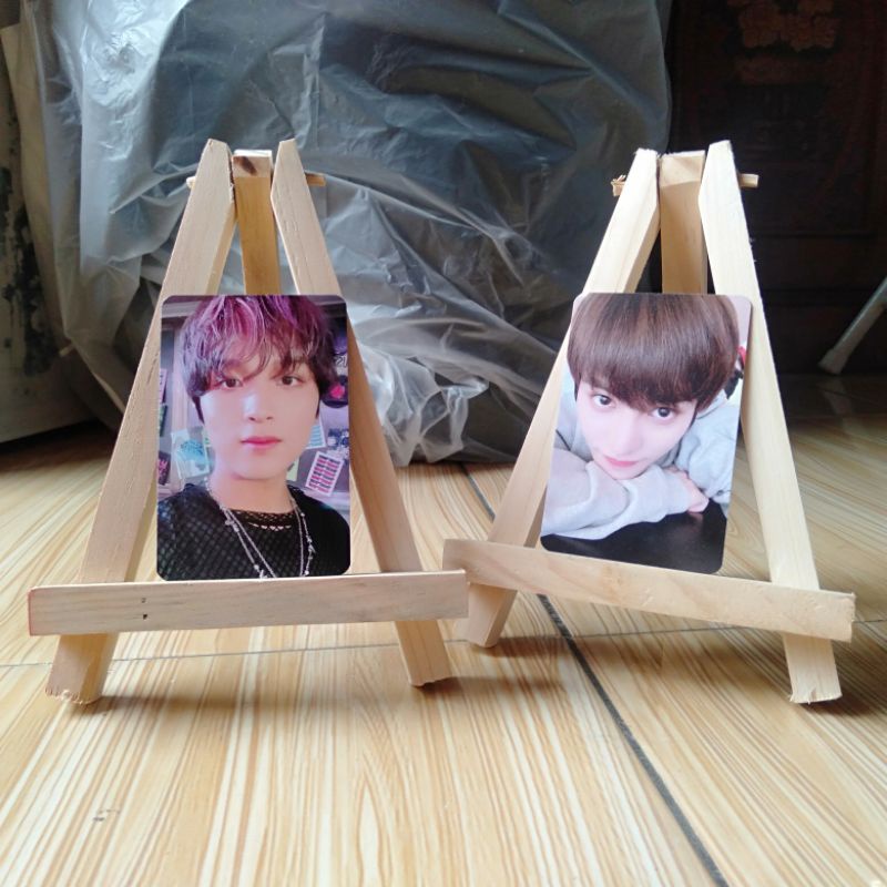 Jual Standee kayu photocard holder pajangan stand easel | Shopee Indonesia
