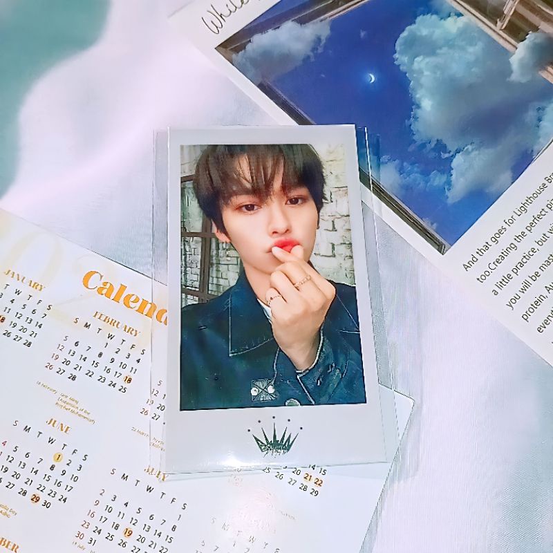 Jual pc stray kids lee know all in c limited mukor music korea maxident ...