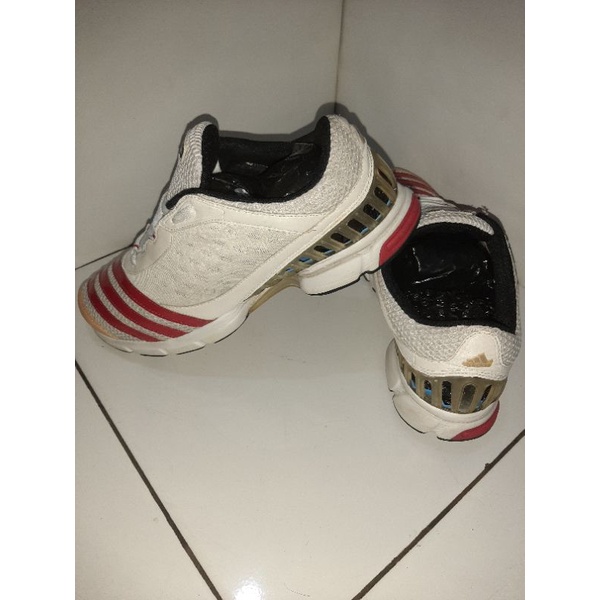 Jual Sepatu Second Original | Shopee Indonesia