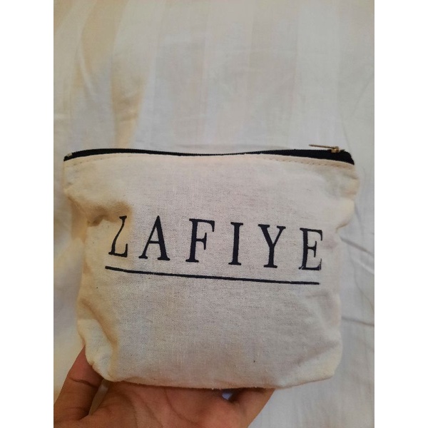 Jual Lafiye Pou Scrunchie in Black | Shopee Indonesia