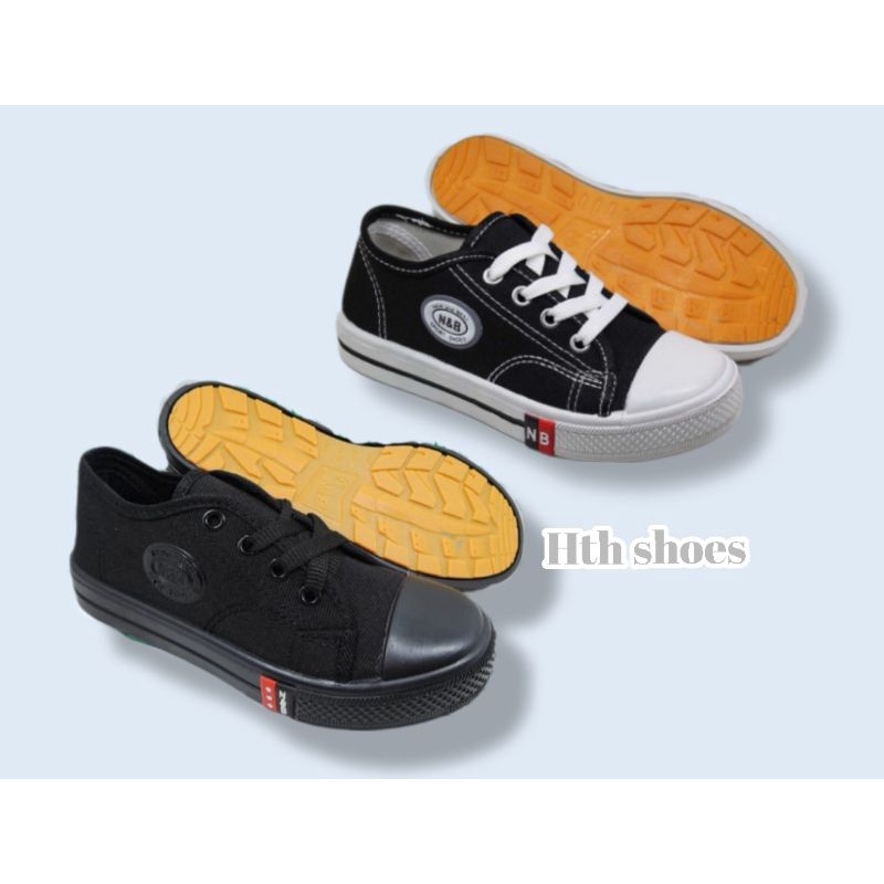 Jual Sepatu Anak Sekolah NB Full Hitam dan hitam putih Tali sol karet ...